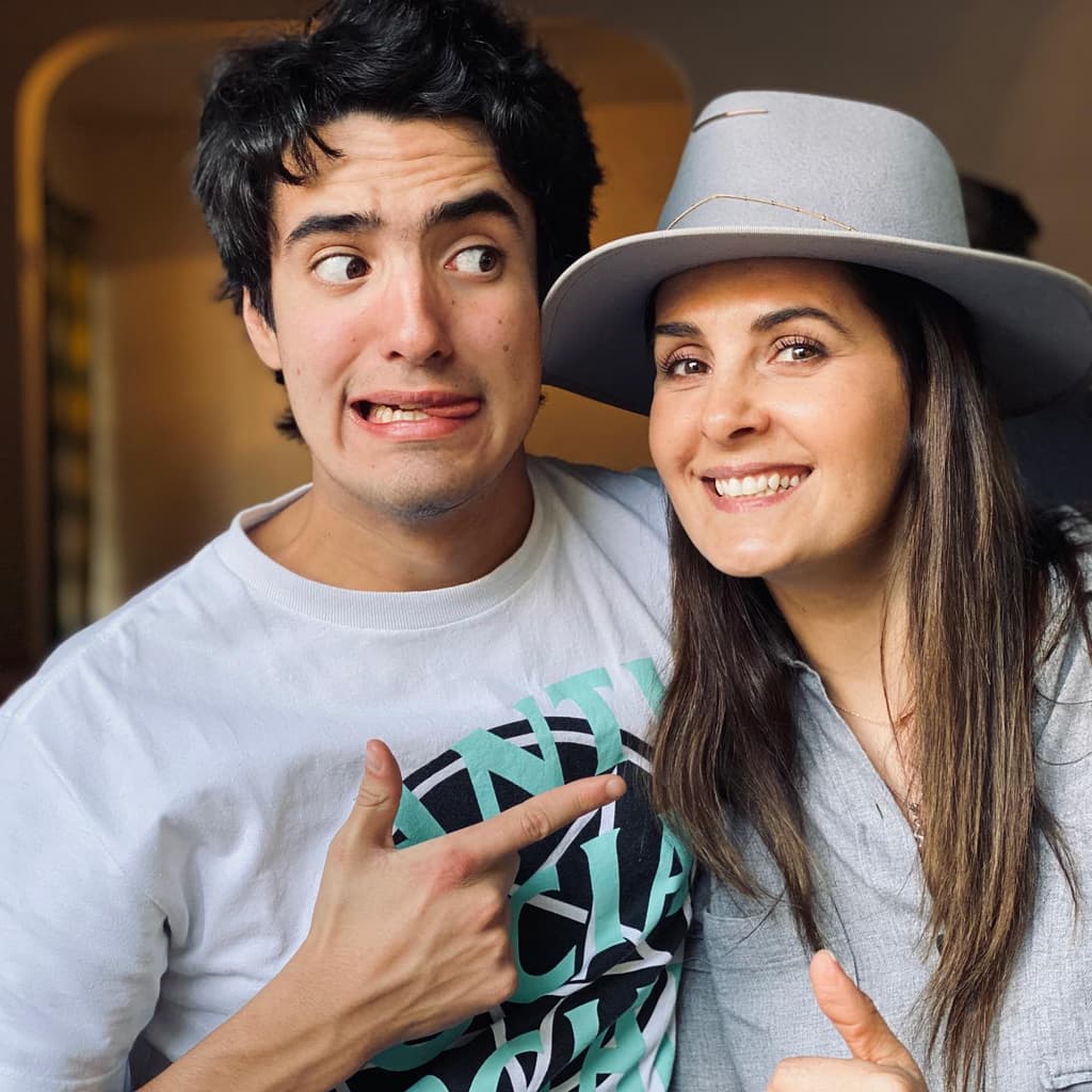 Sebastián Poza ya vive solo, ¿qué tan al pendiente está su mamá Mayrín ...