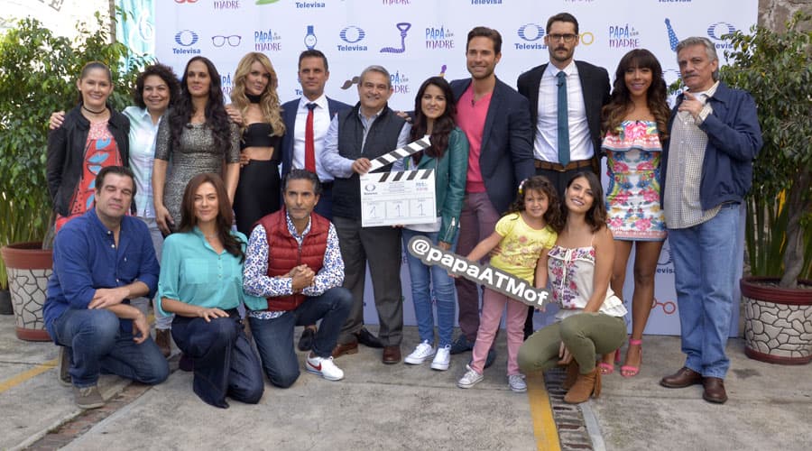 ¡Así se vivió el claquetazo de Papá a Toda Madre! | Las Estrellas Home ...