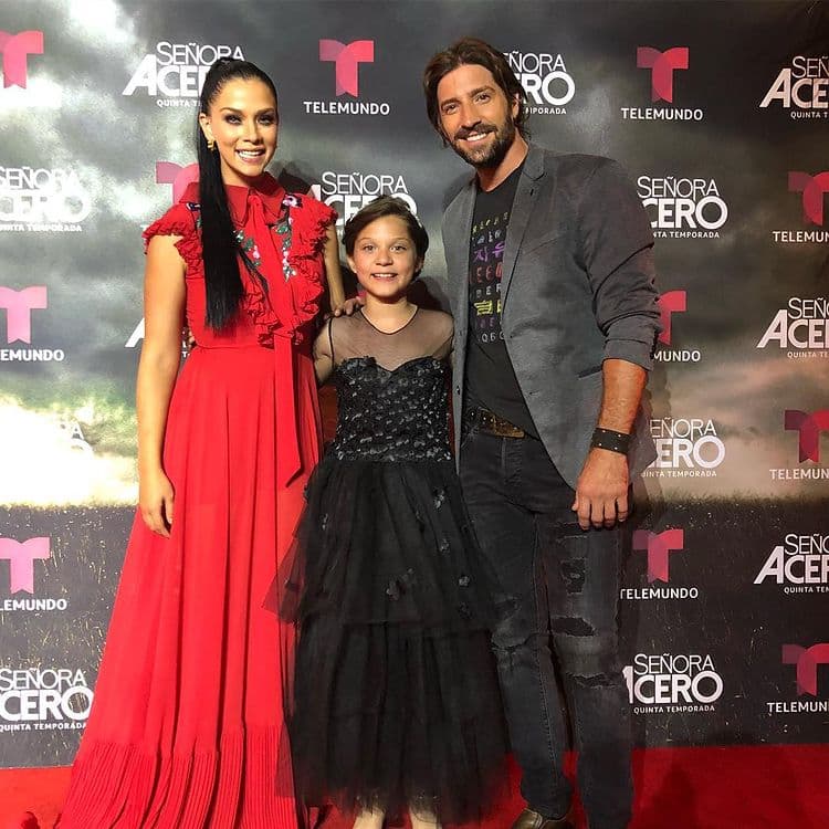 En fotos: Así cambió Camila Rivas, de Una Familia de Diez a Vencer el ...