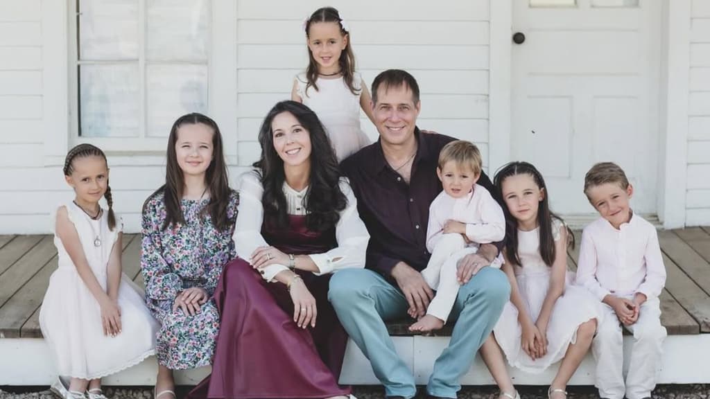 ¿Cuántos hijos tiene Emmanuel y de quién son los nietos que presentó en ...