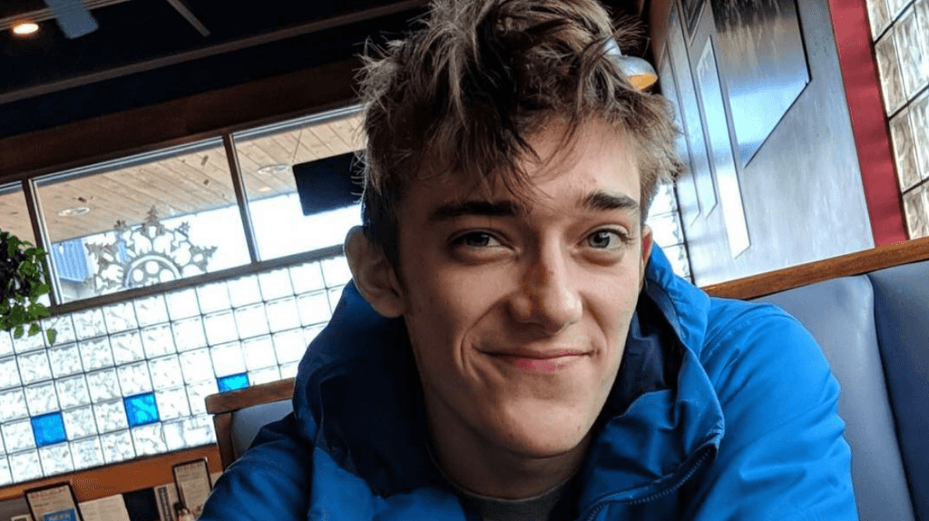 Muere a los 21 años el cantante Wifiskeleton: envió un desgarrador ...