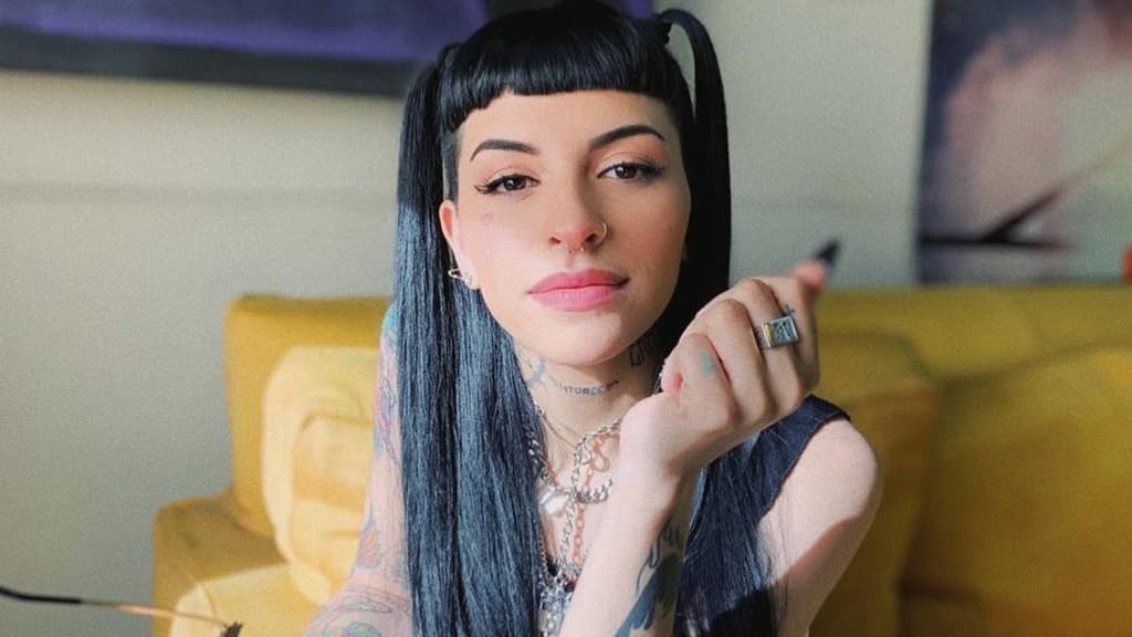 Cazzu desmiente rumores de romance con su entrenador Axel Napp de una ...