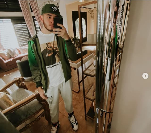 Muere Pete Salgado, exmánager de Jenni Rivera | Las Estrellas Home Lo ...