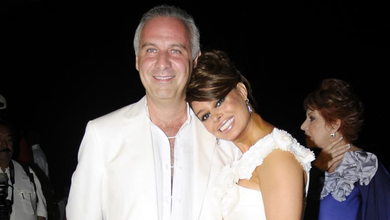 Ella es Edith Serrano, la mujer que según Yadhira Carrillo fue novia de ...