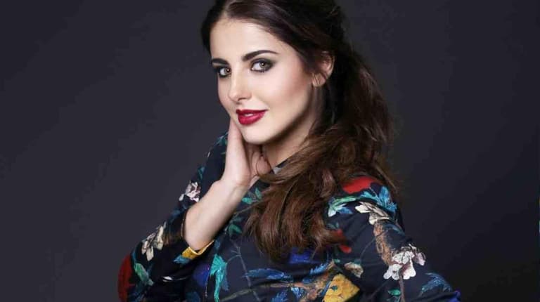 Monserrat Jiménez | Las Estrellas Home Egresados | Las Estrellas