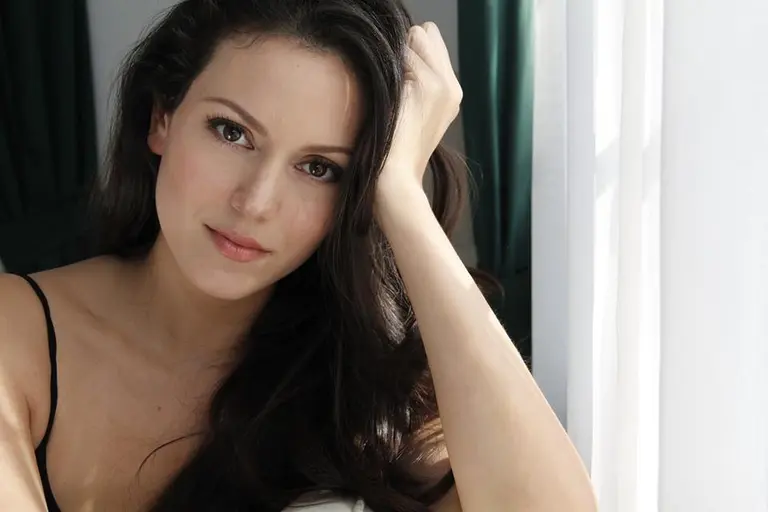 Anabel Solis | Las Estrellas Home Egresados | Las Estrellas