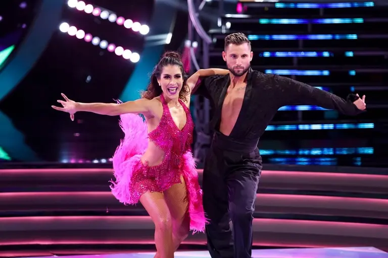 María León se vuelve viral con extraordinarios pasos de baile | Las Estrellas Home Lo Último ...