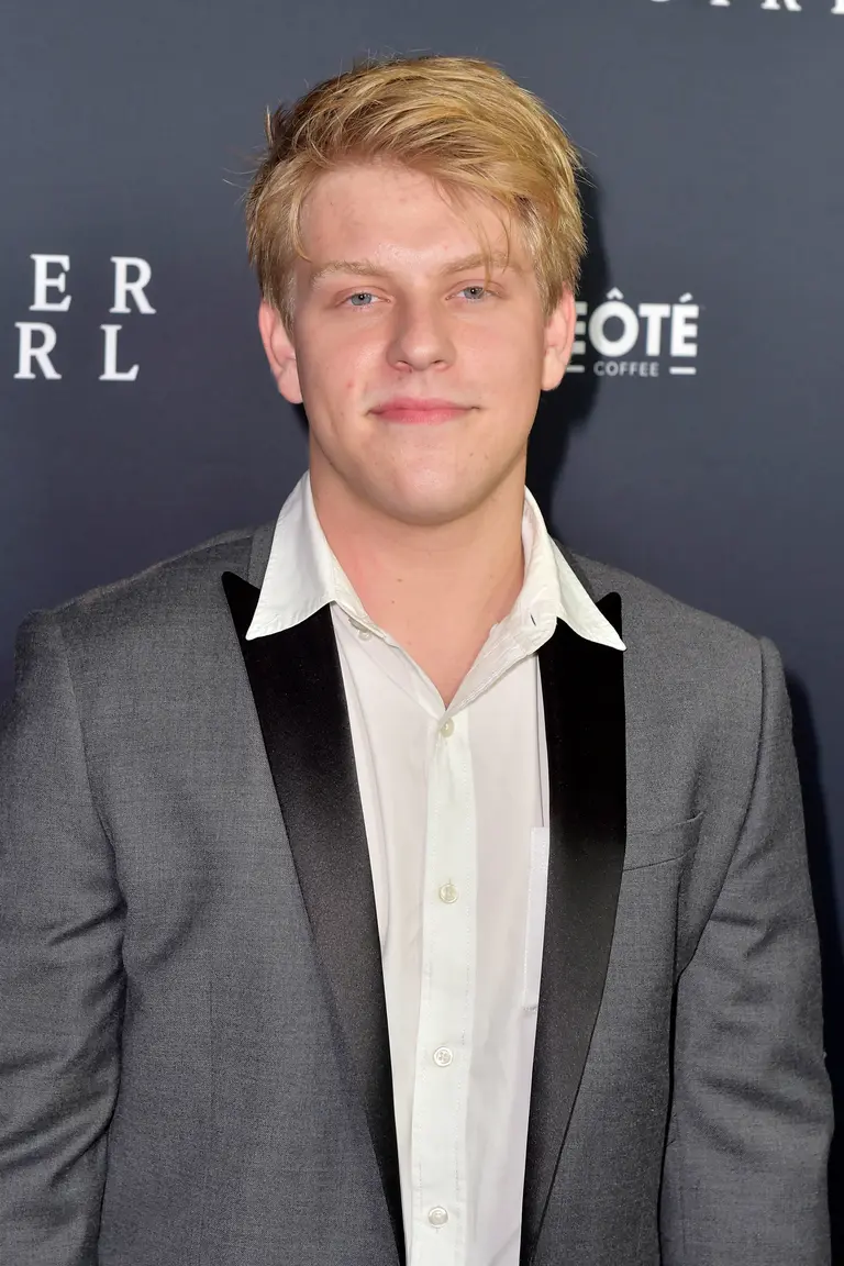 Muere Jackson Odell, actor de ‘Modern Family’ y 'The Goldbergs’, a los ...