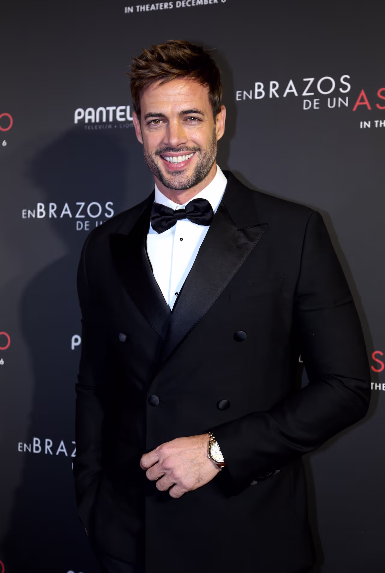 William Levy cambia de look y cautiva hasta a Esmeralda Pimentel ...