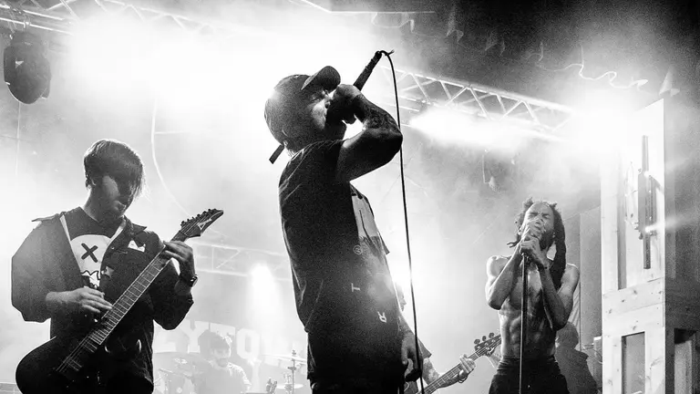 Muere el cantante Adam Ramey a los 31 años: su famosa agrupación ...