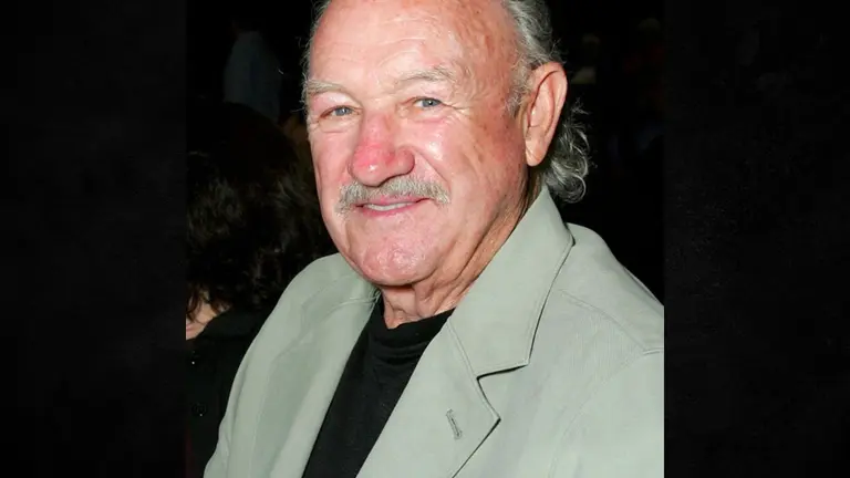 Perro de Gene Hackman conmueve al mundo tras quedarse junto al actor y ...