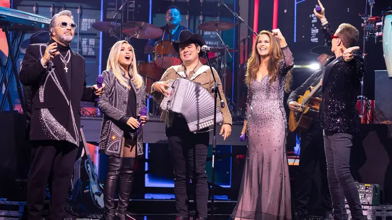 ¿Quién es Alfredo Olivas? El 'Patroncito' del regional mexicano que escribió su primer corrido a ...