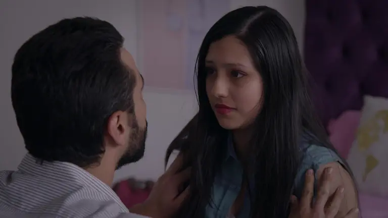 Como dice el dicho: Lucía descubre que el chavo al que le manda fotos es su propio tío | Shows ...