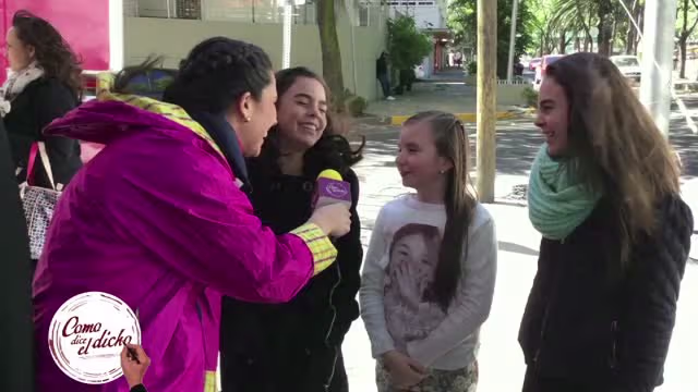 Entrevista improvisada grabaciones Fernanda Sasse amigas | Shows Como ...