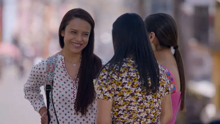 Como dice el dicho: Suemy regresa al pueblo para ver a su familia, pero ...