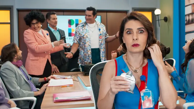 ¿Es Neta Eva?: Capítulo 1, temporada 2 - El nuevo jefe "adjunto" de Eva ...