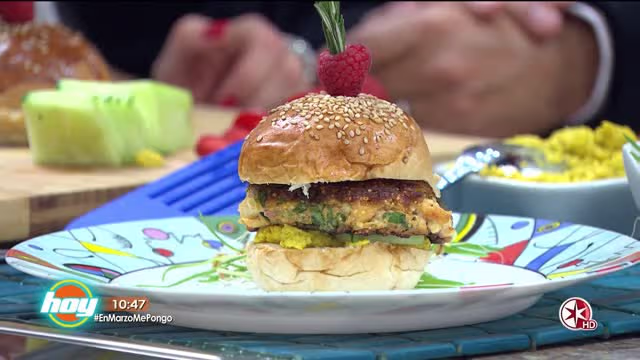 Cocinando estrellas hamburguesas pescado amaranto Chef Yogui Ingrid ...