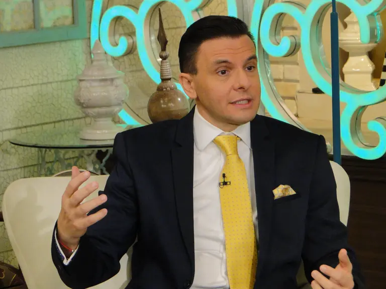 FORMA RAPIDA PARA EL EXITO, CHARLIE MARIO | Shows Hoy | Las Estrellas