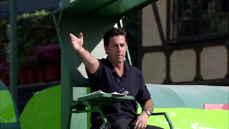 Inicio C89: La equis | Shows La Rosa de Guadalupe | Las Estrellas