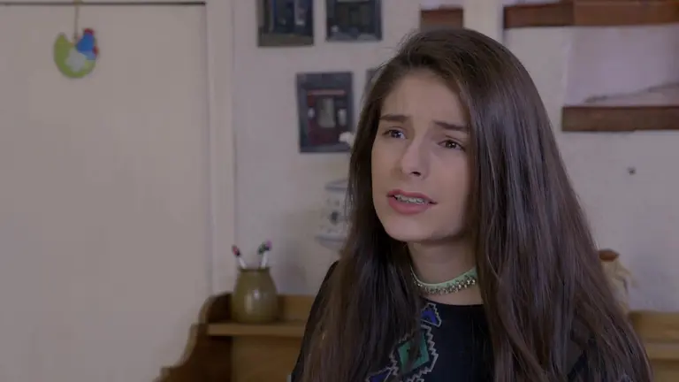 La Rosa de Guadalupe: Alondra desprecia a su hermana y se arrepiente al ...