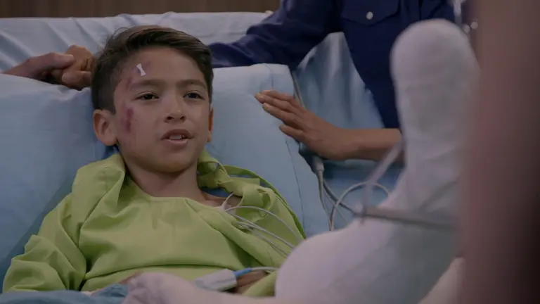 La Rosa de Guadalupe: Lacho sufre un accidente después de que Miranda ...