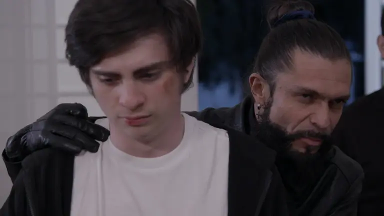 La Rosa de Guadalupe: Rodrigo pierde la vida al involucrarse con la ...