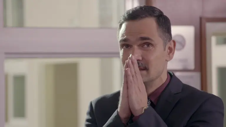 La Rosa de Guadalupe: Arnaldo se sale con la suya, al obtener la guarda ...