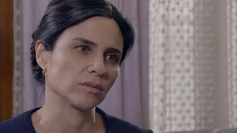 La Rosa de Guadalupe: Emma expone el caso de su hijo, con la psicóloga ...