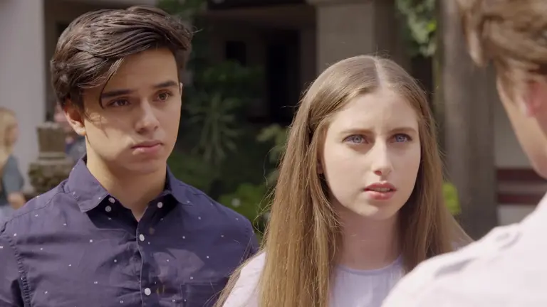 La Rosa de Guadalupe: Melanie descubre que Mateo también perdió la vida ...