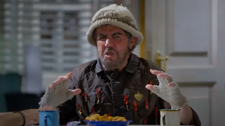 C1, T8: La historia de Jorjàis | Shows Vecinos | Las Estrellas