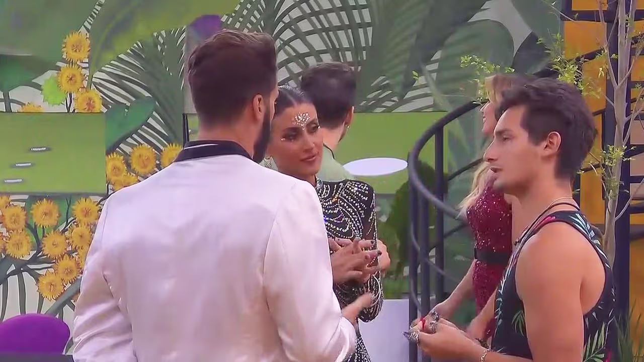 Los habitantes sorprendidos ante el 'posicionamiento' en la Gala de La ...