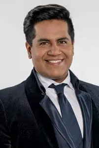 Luis Adrián | Las Estrellas Home La Voz México 2017 | Las Estrellas