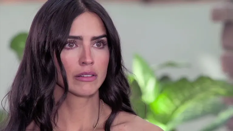 ¡Sofía verá a Alejandro en brazos de Isabela! Velo en ‘Cabo’ | Shows Cabo | Las Estrellas