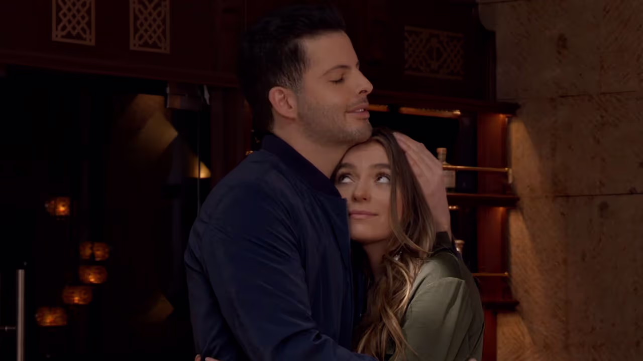 Raúl ofrece una luz de esperanza a Vicky | Shows El Maleficio | Las ...