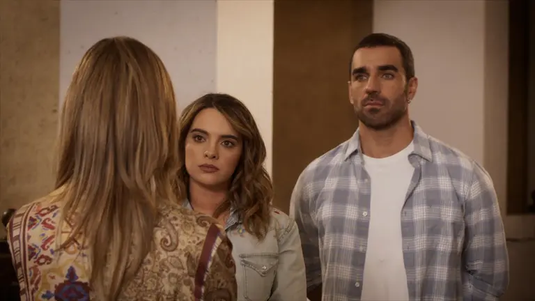 Amelia enfrenta a Eduarda por Rodrigo | Novelas El Precio de Amarte ...