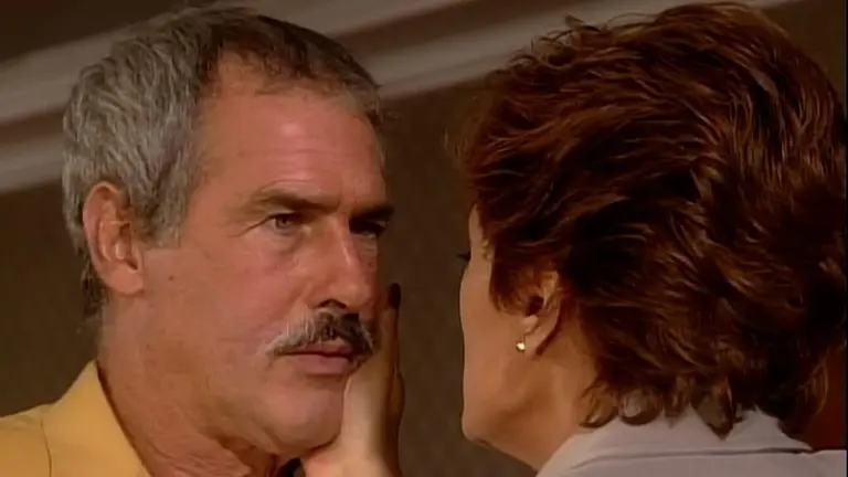 Andrés le pide el divorcio a Luciana... ¡y ella acepta! | Shows El ... Andrés le pide el divorcio a Luciana... ¡y ella acepta! | Shows El ...