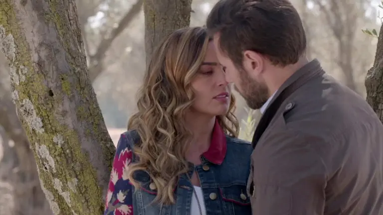 Este lunes: Gabriel le confesará sus sentimientos a Alexa | Shows Fuego ...