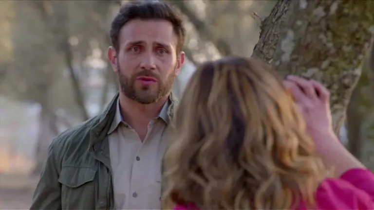 Este lunes: Gabriel le pedirá perdón a Alexa | Shows Fuego Ardiente ...