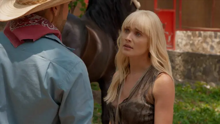 Isabela le pide ayuda a Rigoberto para vengarse de Fernanda | Shows La Desalmada | Las Estrellas