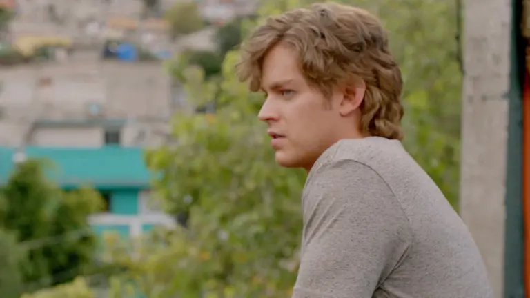 “El robo lo hice por ti” | Shows La reina soy yo | Las Estrellas