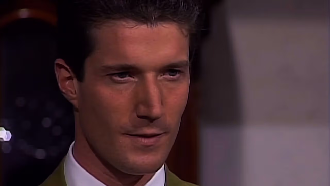Rodolfo San Genis intenta comprar a Bella Aldama | Shows Marimar | Las ...