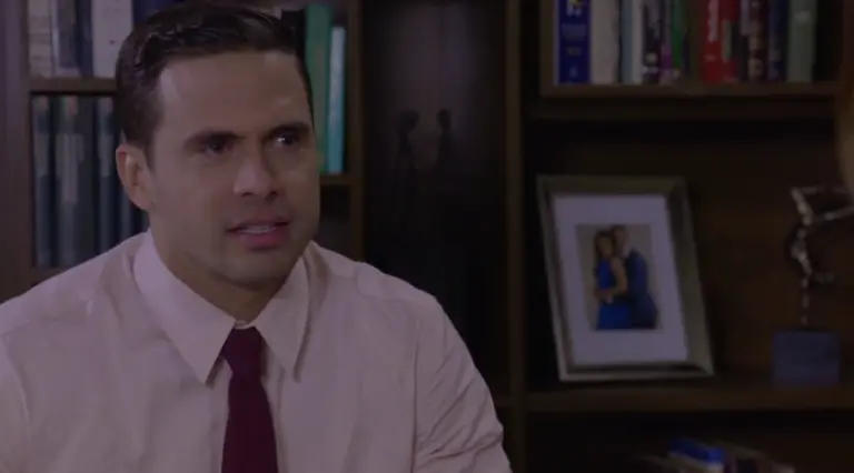 Este viernes: ¿Confesará Julián el secreto de Natalia? | Shows Me ...