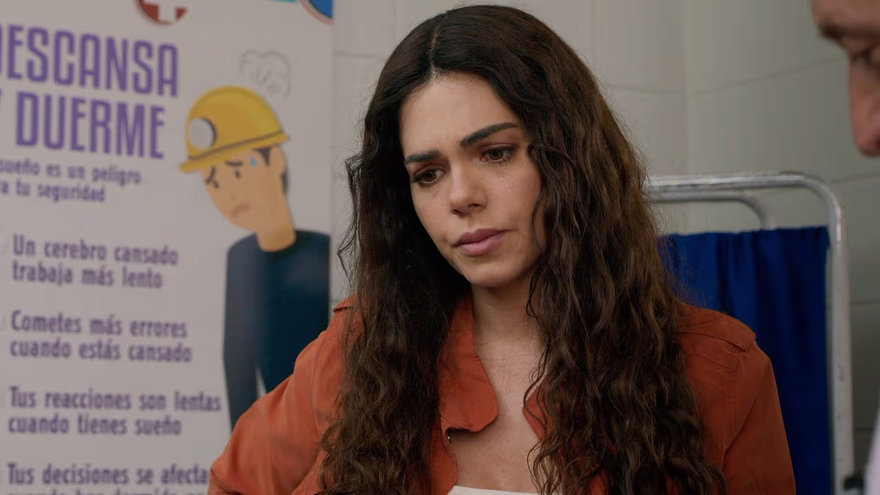 Emilia descubre el secreto de Nico | Shows Minas de Pasión | Las Estrellas