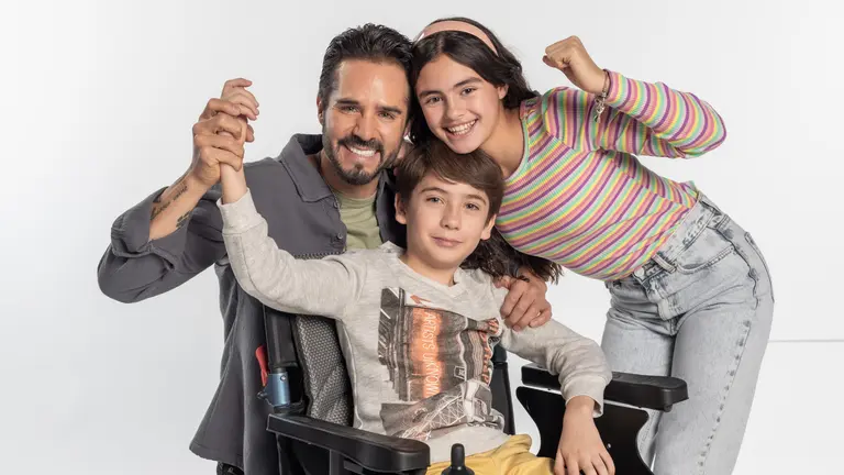 Papás por Conveniencia: Disfruta EN VIVO la presentación a prensa de la ...