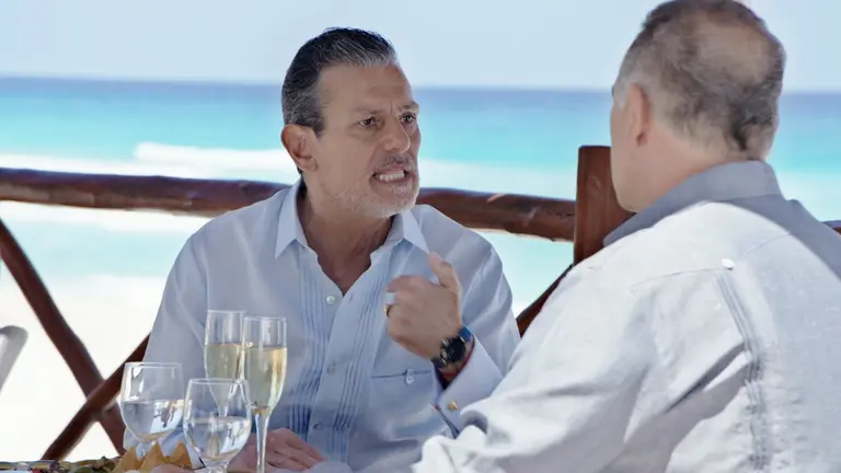 Jaime y Alonso ponen en riesgo su amistad | Shows Por amar sin ley ...