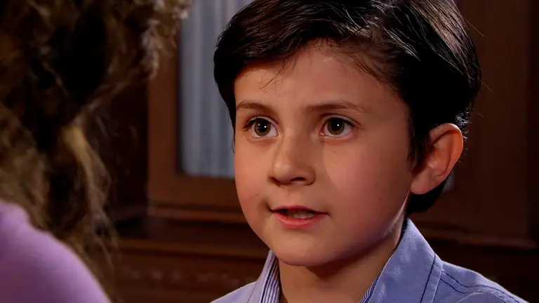 Lalito le confiesa a su mamá que tiene miedo | Shows Por ella soy Eva ...