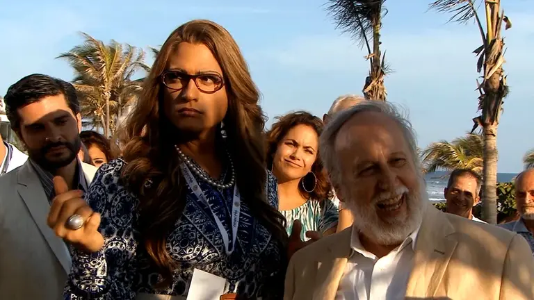 Richard advierte que con Eva podría repetirse la historia de infidelidad | Shows Por ella soy ...