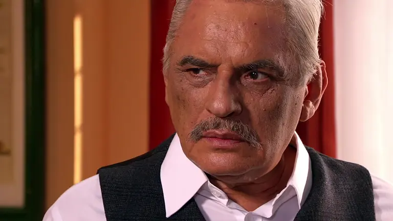 Silvia decide irse de su casa, pero Eduardo se lo impide | Shows Por ...