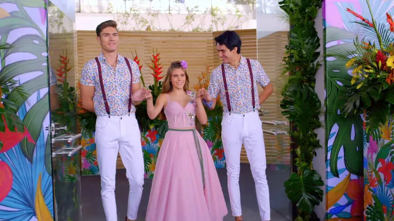 C73: Los XV años de Alexa | Shows Soltero con hijas | Las Estrellas