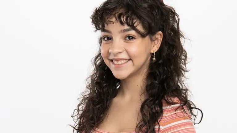 María Perroni nos muestra todo lo que guarda en su bolso | Shows Vencer ...